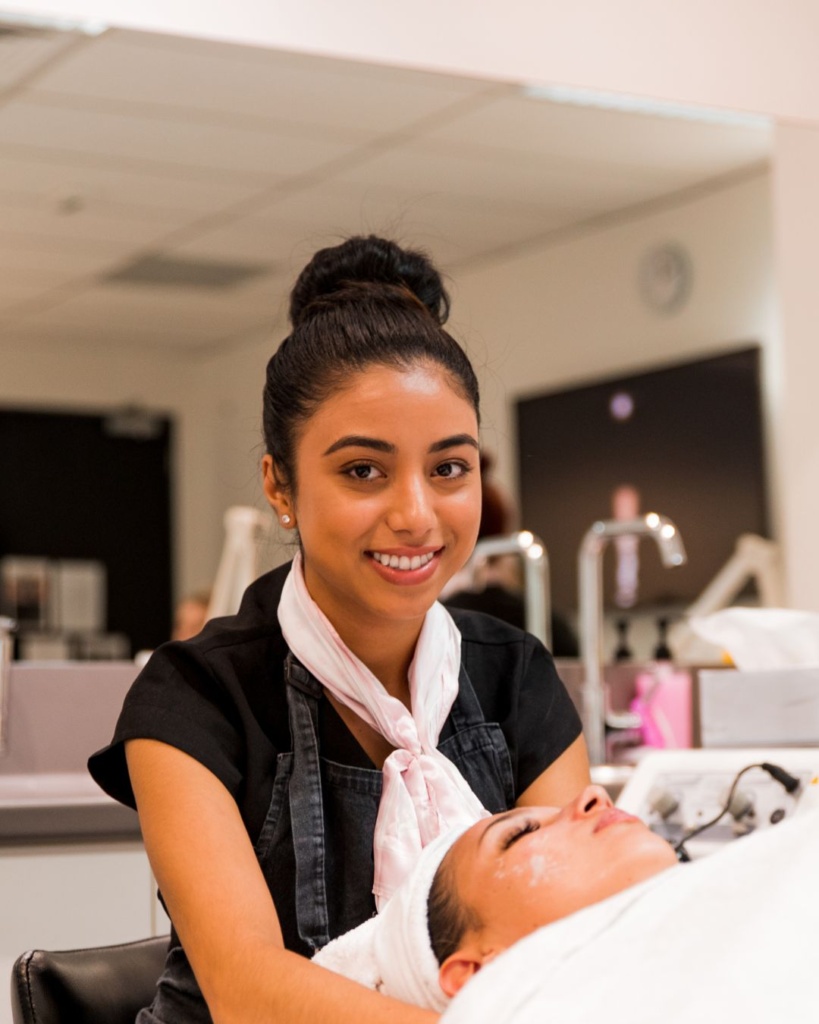 Eyebrow Courses & Training | The French Beaty Academy